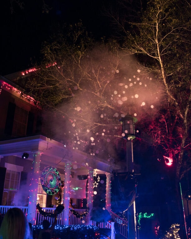 20+ Must See Orlando Christmas Lights 2022 - Live Love Run Travel